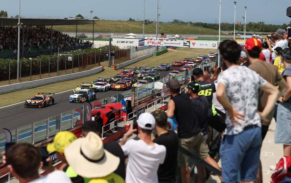 Gigantic crash occurs as car explodes upon contact with competitor