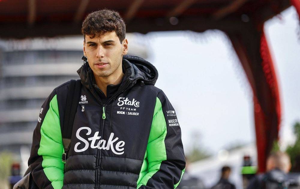 New F1 sensation vhas no doubts: 'For me he is the best driver ever'