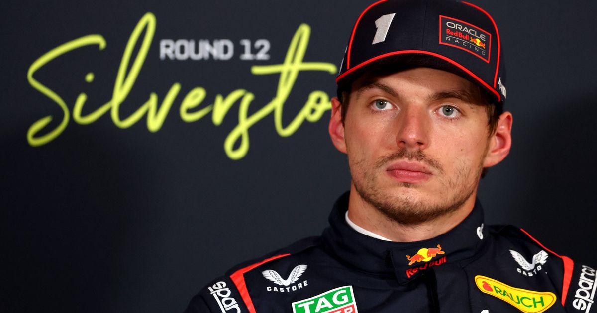 What stands in the way of Max Verstappen's move to Mercedes