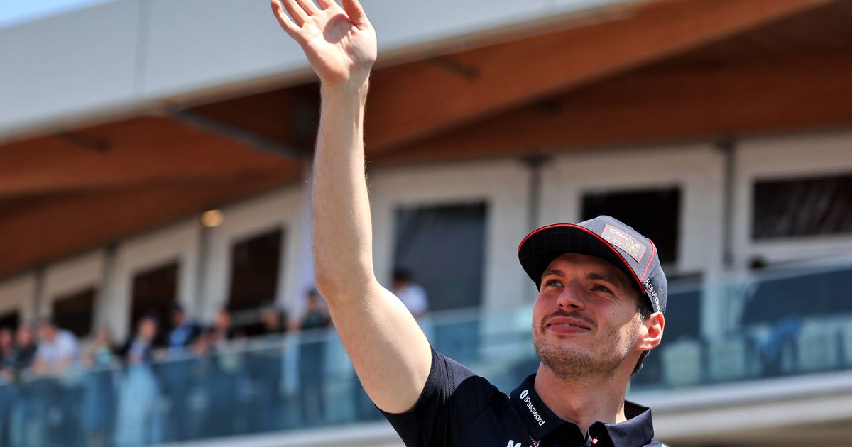 Emerson Fittipaldi vol ongeloof over ‘langzaam overkomende’ Verstappen