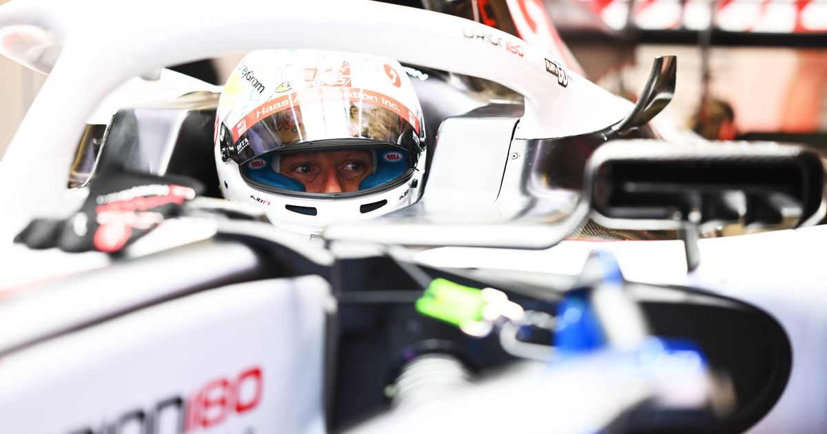 Grosjean reunited with his 2020 Bahrain GP helmet in emotional post