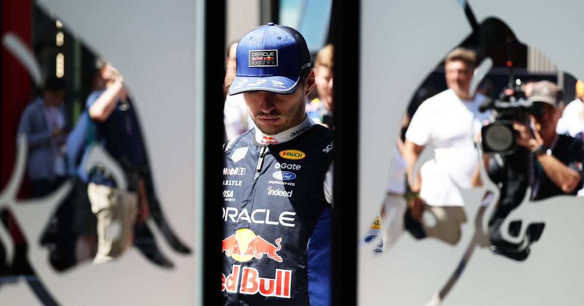 Max Verstappen reageert op speculaties over bezoek Red Bull-top