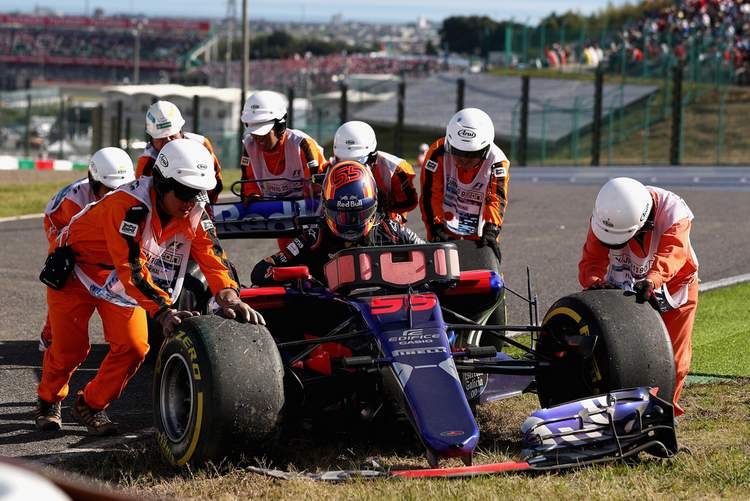 GRANDPRIX247 | Sainz: Not the way I wanted to finish with Toro Rosso