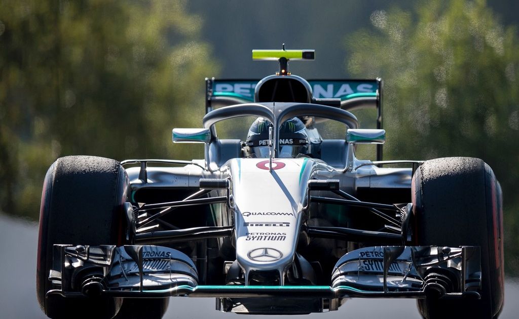 GRANDPRIX247 | Drivers give F1 halo device a cautious thumbs-up