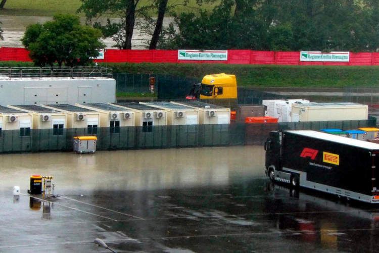 GRANDPRIX247 | Formula 1 personnel told to leave flooded Imola