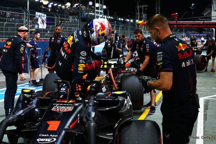 GRANDPRIX247 | Verstappen gets two reprimands but no grid penalty