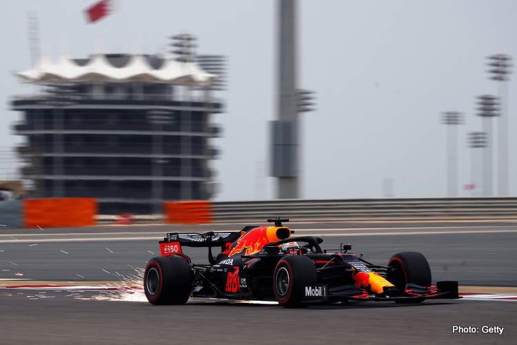 GRANDPRIX247 | Bahrain FP3: Verstappen gives Mercedes a wake up call
