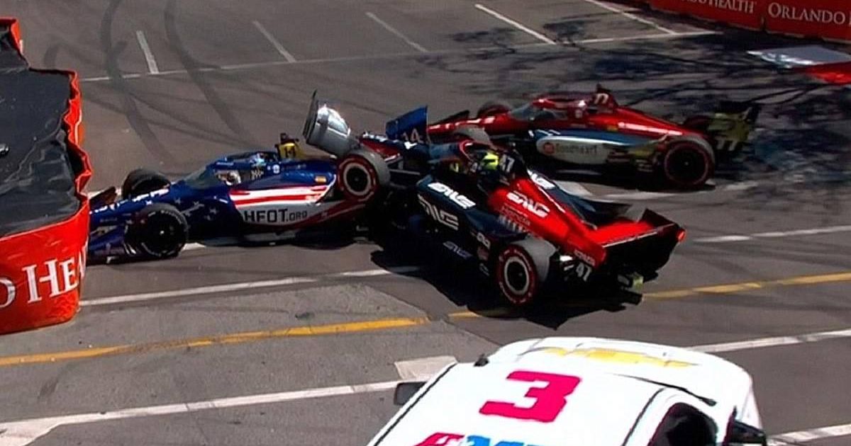 Mick Schumacher crashes on IndyCar debut
