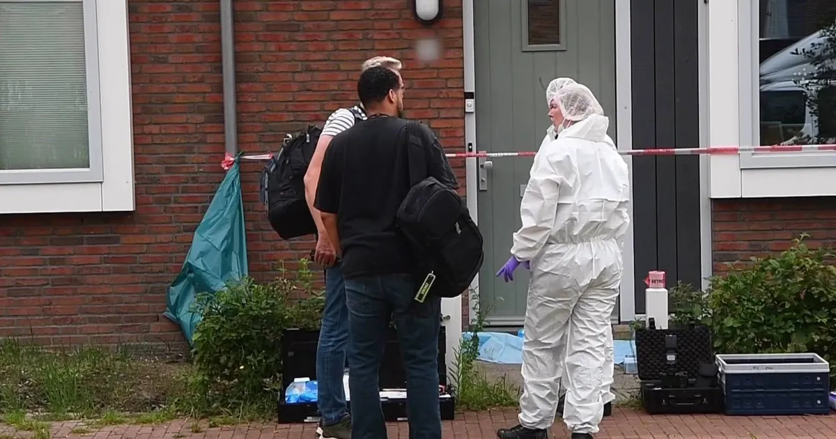 Dode vrouw onder verdachte omstandigheden in huis gevonden