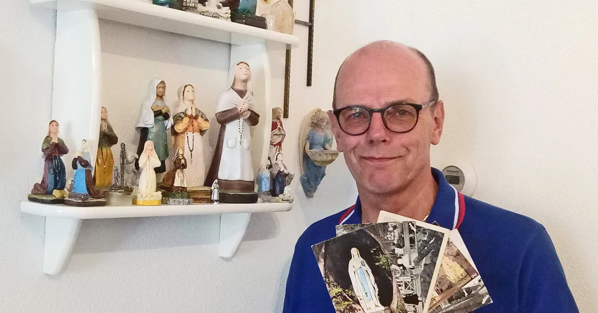 De passie van Hans Lammers: ansichtkaarten uit Lourdes