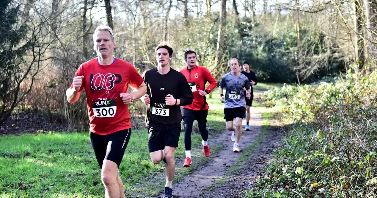 Ruim 400 lopers aan start van 34e editie RunX Beeckestijn Cross