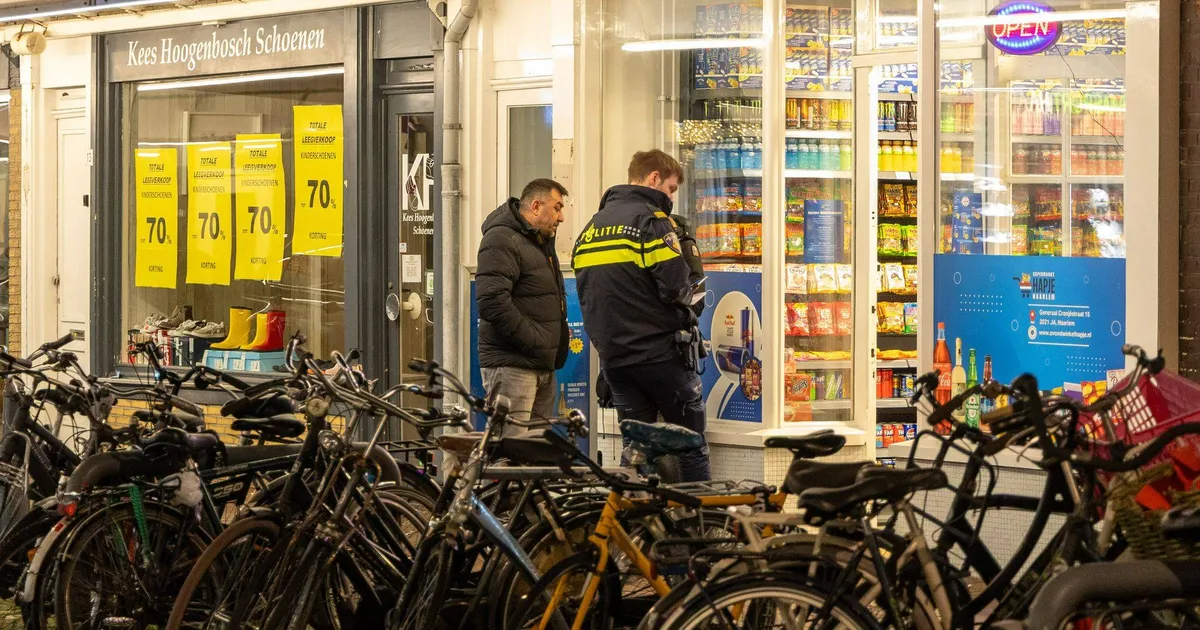 Poging tot overval op avondwinkel door piepjonge dader met honkbalknuppel