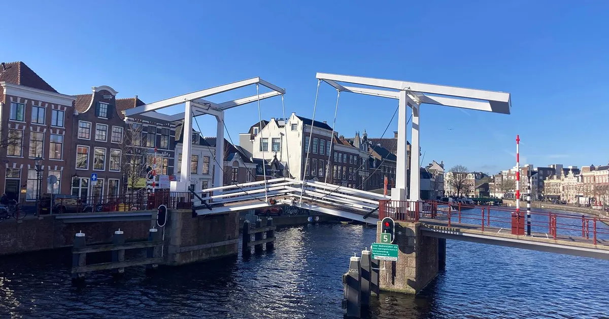 Kunstroute Over de Brug en Terug: 60 kunstenaars openen hun ateliers in ...