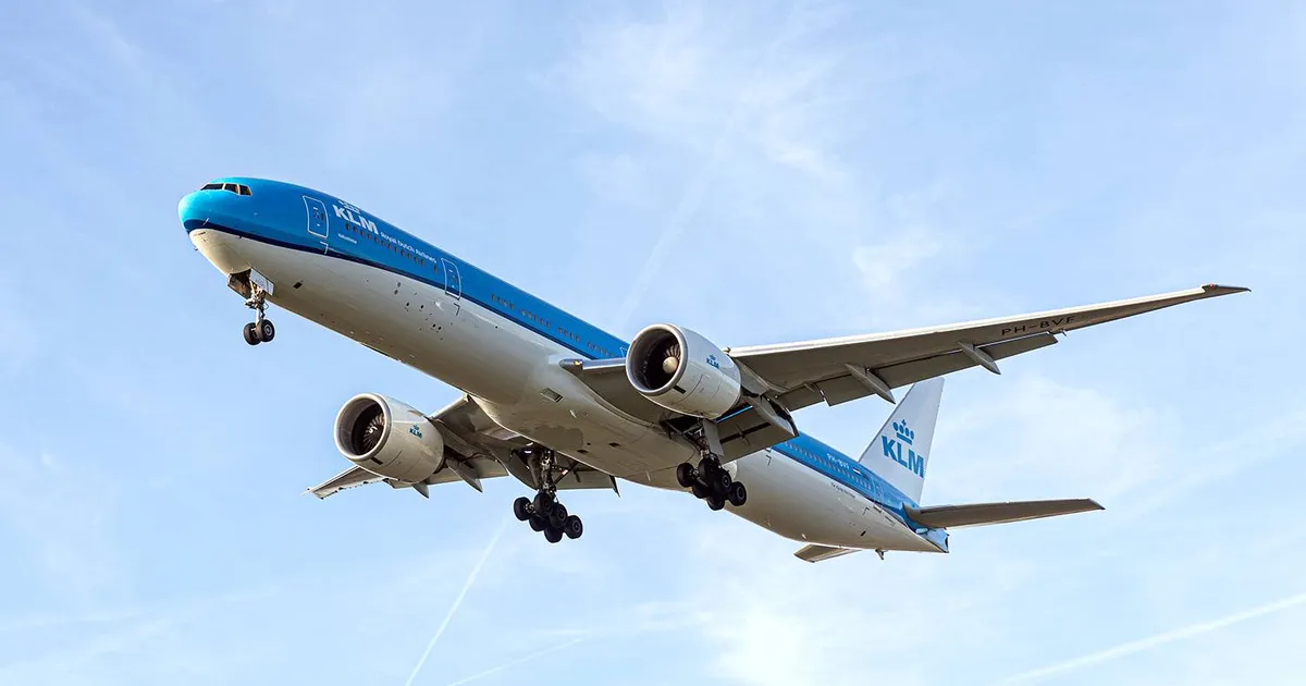 KLM-vlucht naar India keert terug naar Schiphol na vlammen uit motor