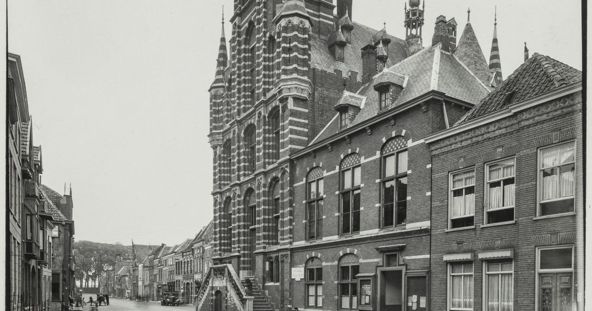 Historisch Heusden: Het oude stadhuis van Heusden