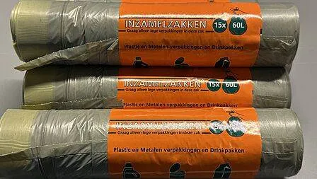 PMD-zakken nu ook gratis af te halen bij diverse supermarkten