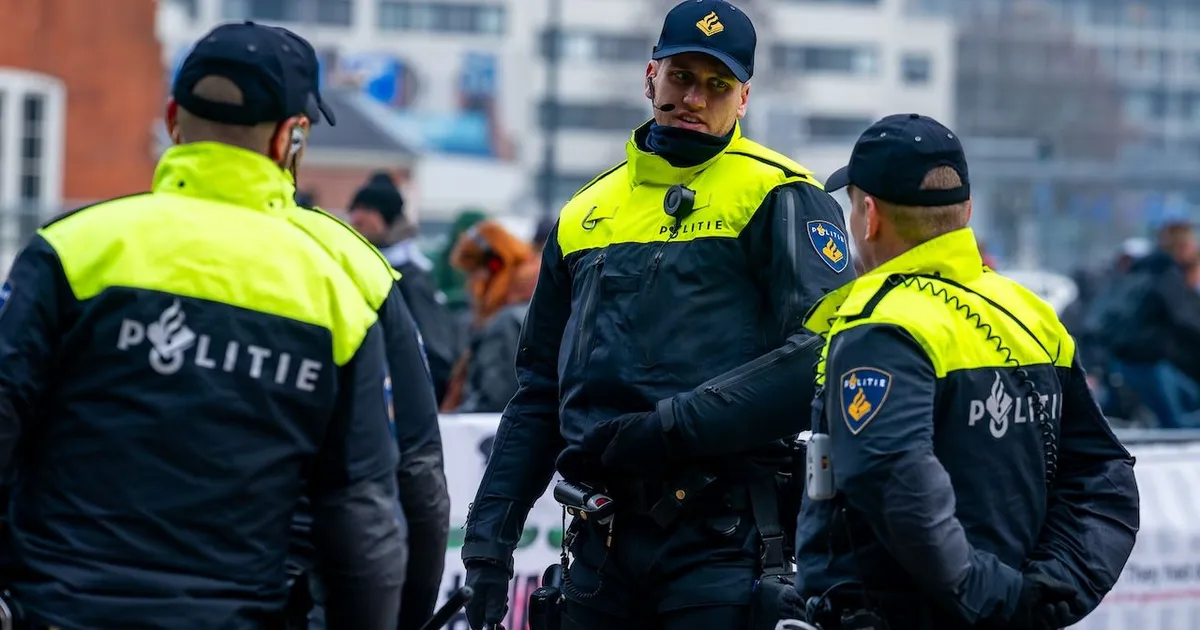 Rotterdamse seriemoordenaar: politie pakt verdachte van 24 jaar op