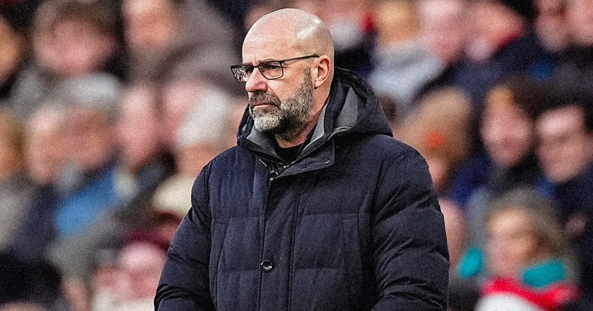 'Ontslag PSV-trainer Peter Bosz, Ajax kampioen'