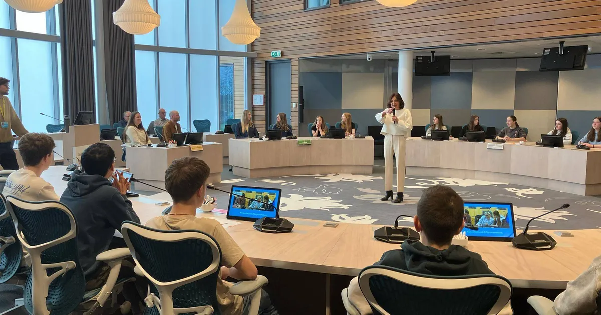 Scholieren maken kennis met gemeentelijke besluitvorming