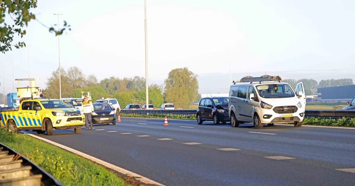 Verkeersongeval veroorzaakt file op A59 bij Waalwijk