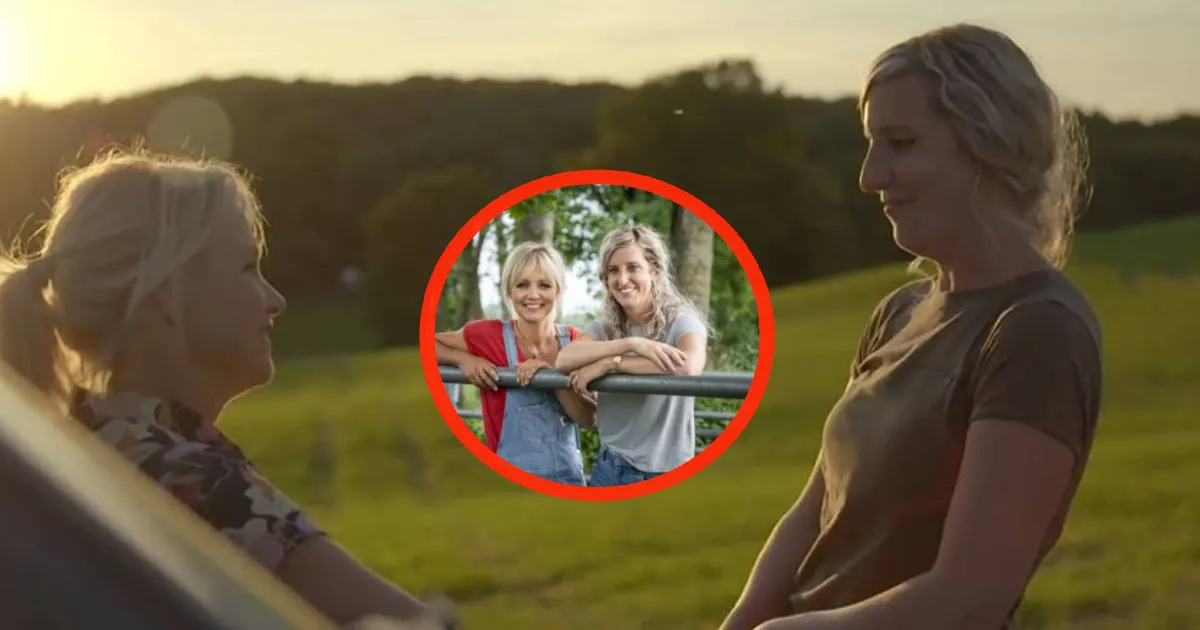 Yvon Jaspers moet bronstige boerin Janine tegenhouden in BZV: ‘ga je nou serieus meteen foto’s ...