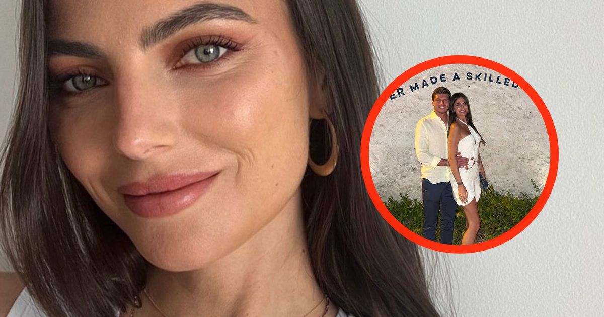 Max Verstappen pakt Kelly Piquet van achteren beet op zeldzame foto