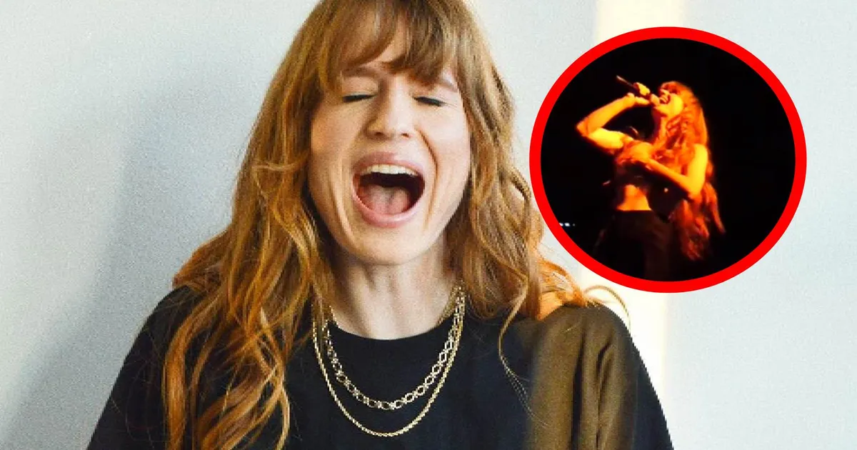 Video: Zangeres MEROL verliest topje op podium