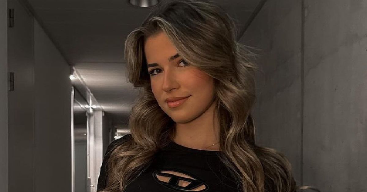 Influencer Jade Anna laat veel onbedekt op heerlijke foto