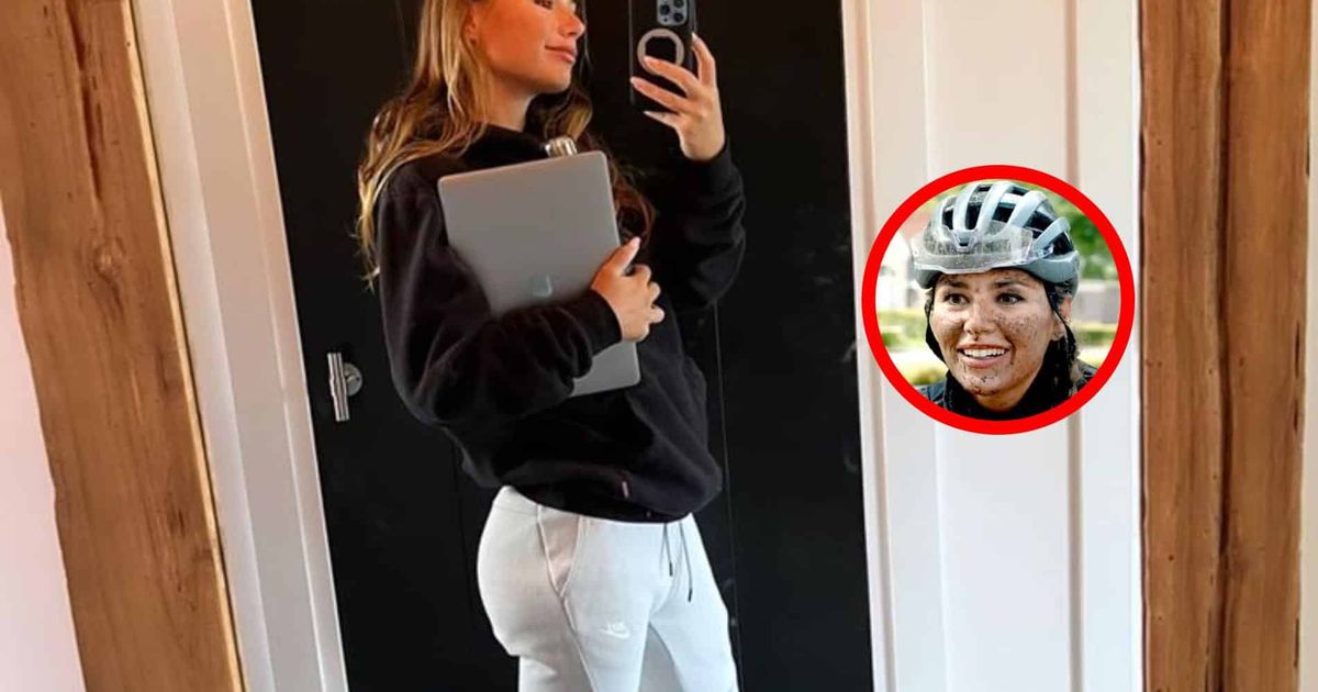 Foto: Puck Moonen bukt diep en laat vieze achterkant zien