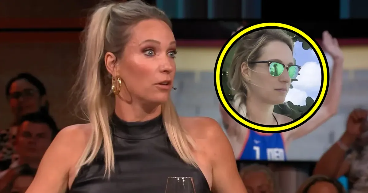 Hélène Hendriks laat vriendje op schoot kruipen tijdens heet dagje ...