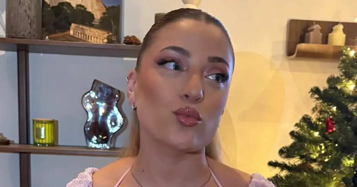 Amy Vol van OGENE begint goed aan de feestdagen en knalt zowat uit haar ...