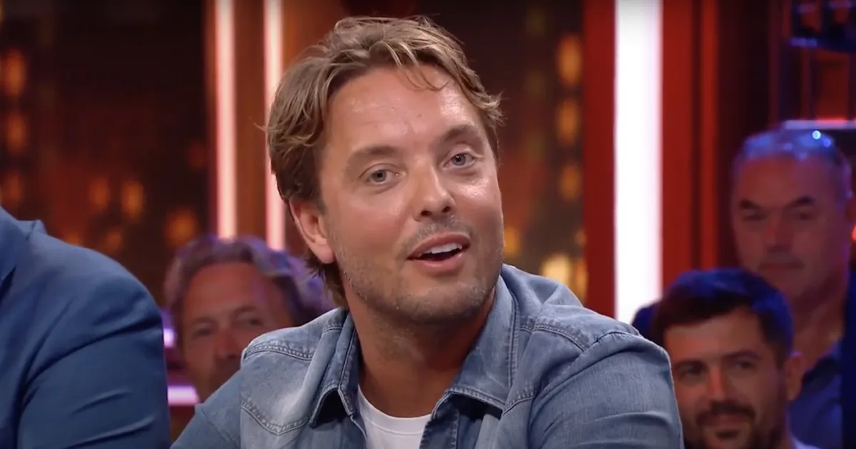 Bas Smit moet bizarre reactie op slecht nieuws Emma Heesters razendsnel ...