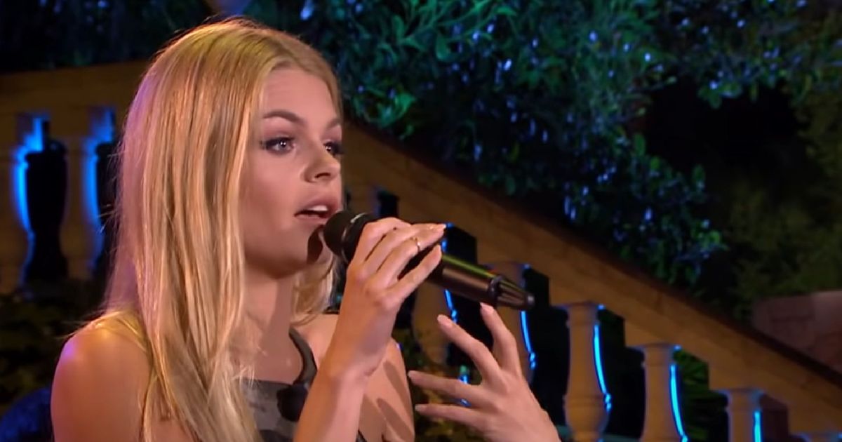 Davina Michelle gaat schaamteloos los bij Vrienden Van Amstel LIVE en ...