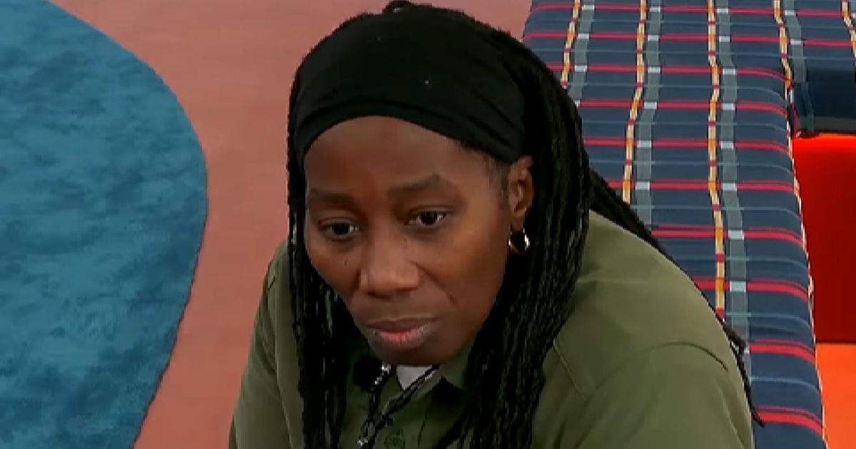 Nieuw vonkje slaat over bij Big Brother: Elsa krijgt het warm van véél ...
