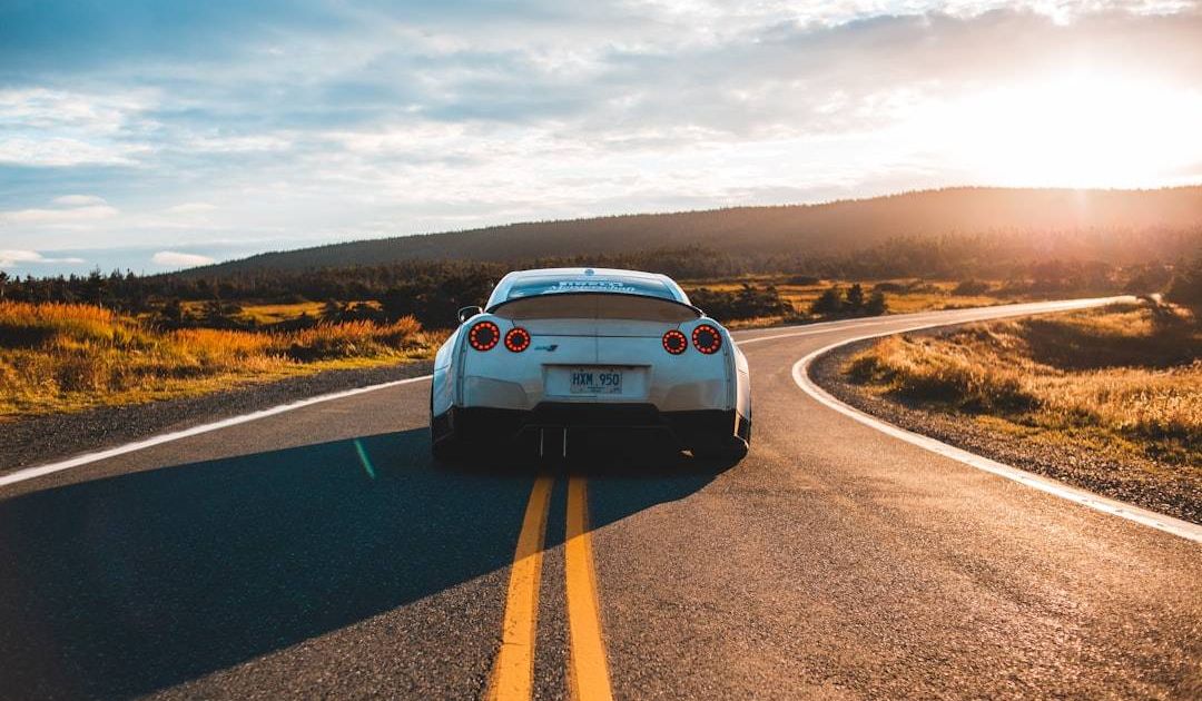 Te veel betalen voor je auto? Zo besparen mannen gemiddeld 37% op ...