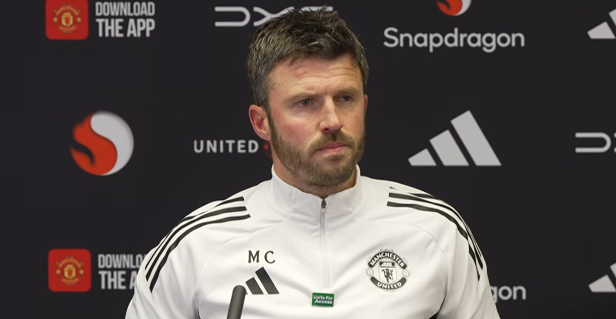 Man Utd team news: Carrick says 'important' player ready to return ...