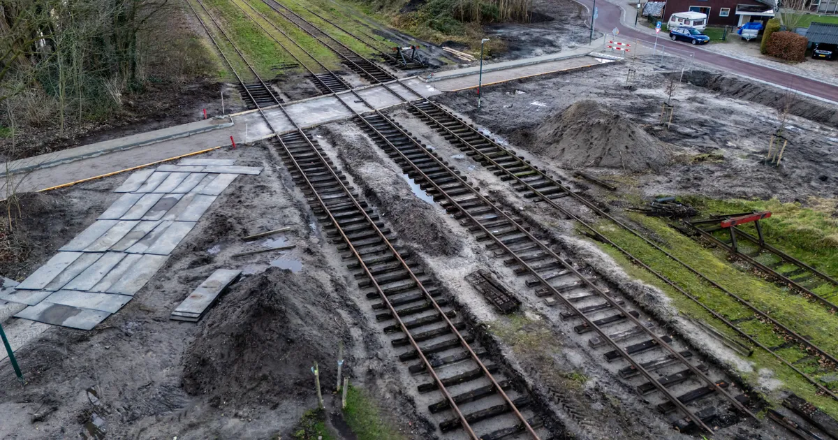Rails op Veghels spoorpark wordt weer met elkaar verbonden
