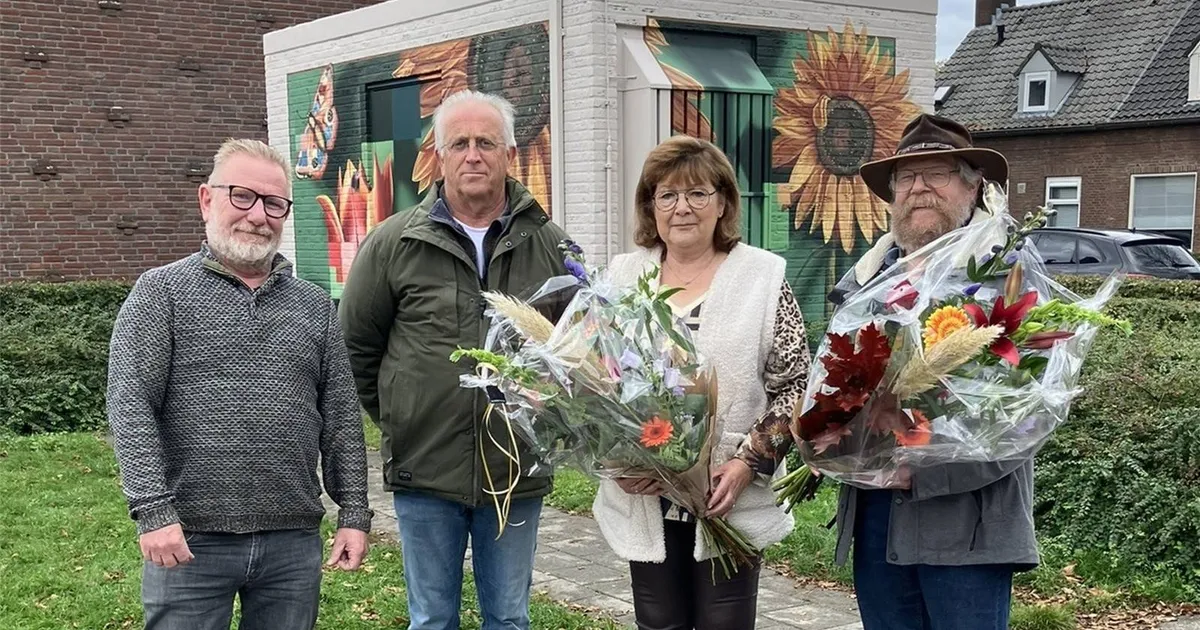 Bloemen en Pixels: kunstwerk verbindt bewoners in Bloemenwijk in Schijndel