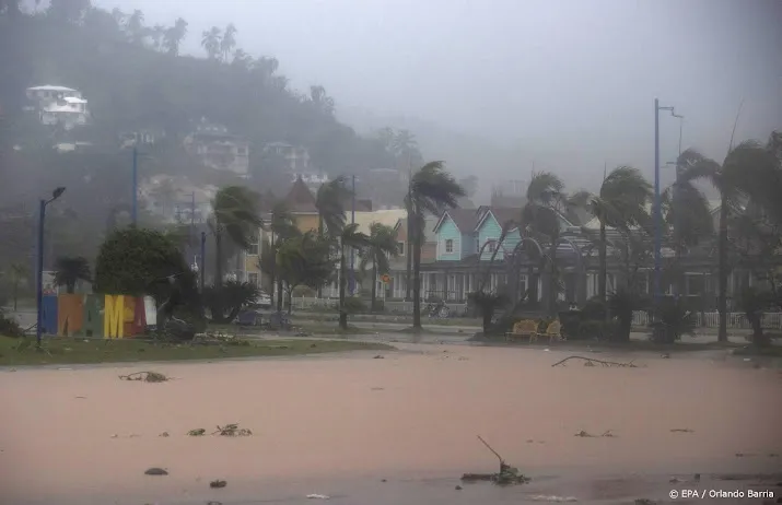 Curaçao schakelt Defensie in vanwege tropische storm
