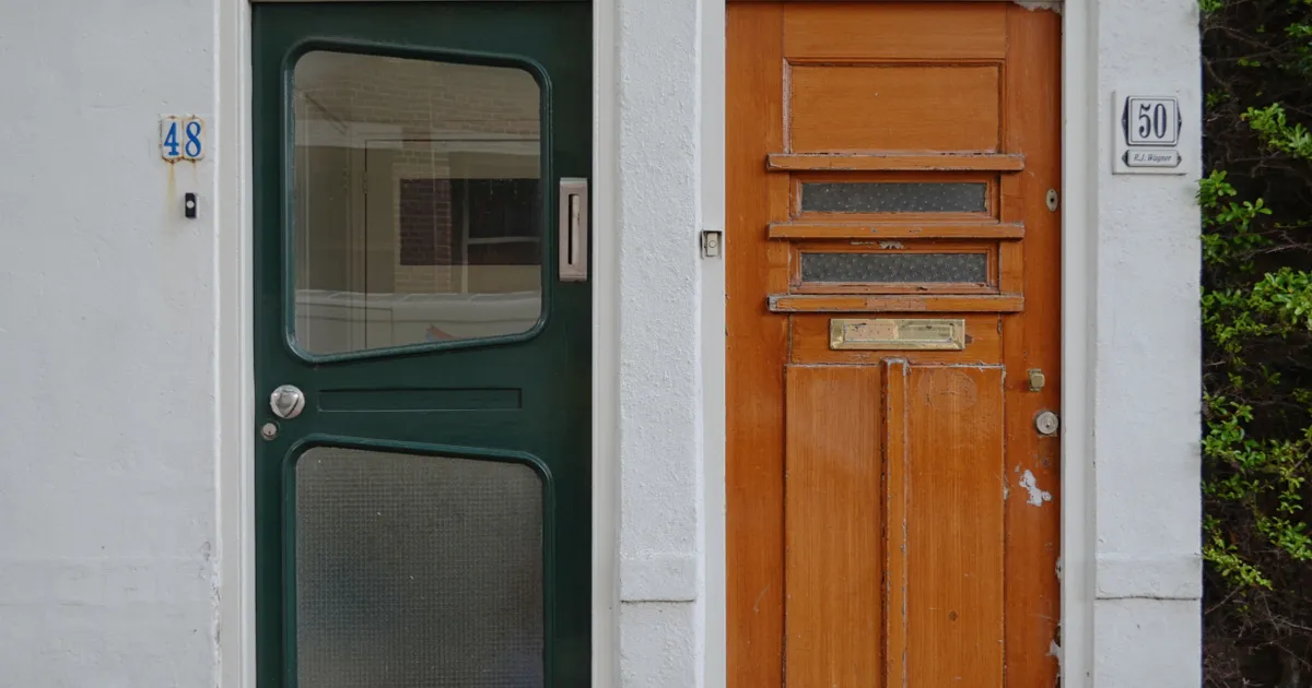 Hoe een nieuwe deur de uitstraling van jouw huis direct kan verbeteren