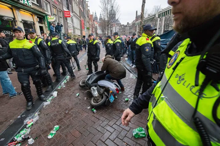 Meeste Engelse supporters vrij