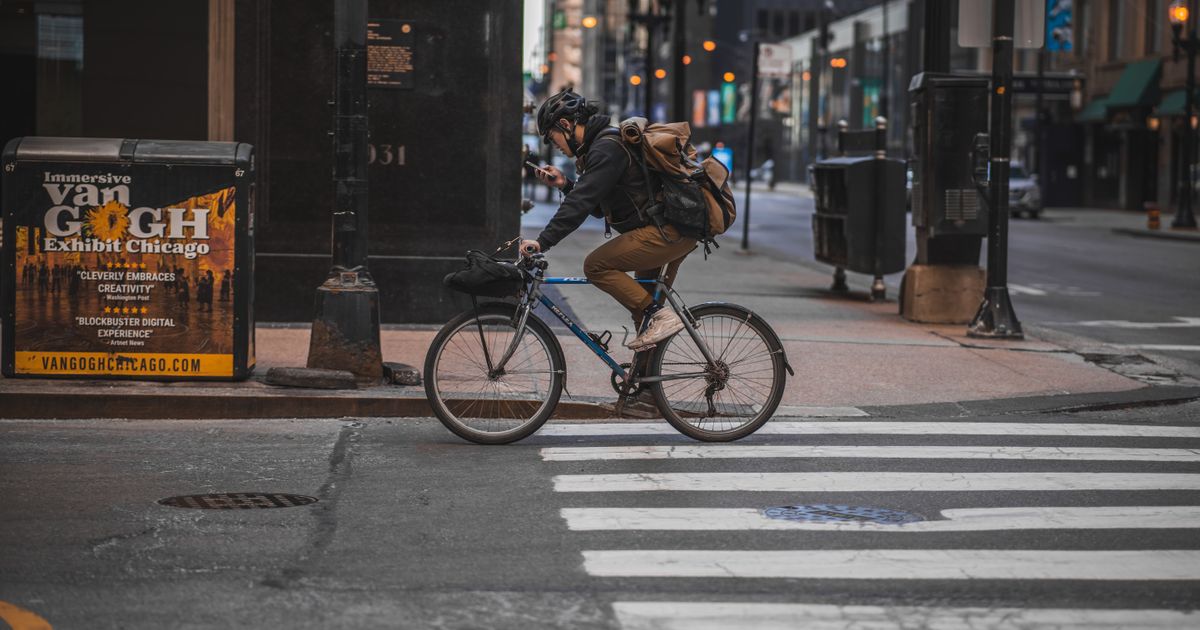 Nieuwe wet: vanaf 2023 verplicht een helm op de snorfiets