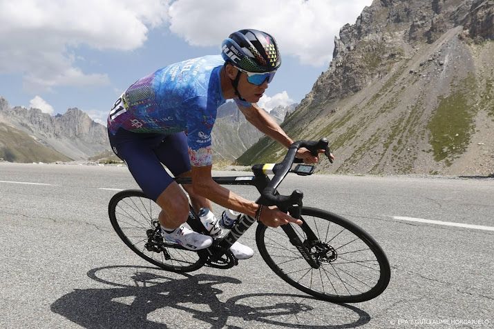 Wielrenner Froome geeft automobilisten advies na botsing en val