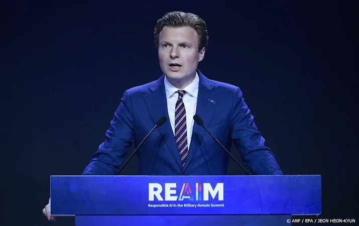 Brekelmans (Defensie) wil bijdragen aan stabiliteit Verre Oosten