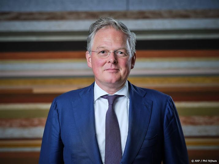 Koning verleent Idsinga 'op meest eervolle wijze' ontslag