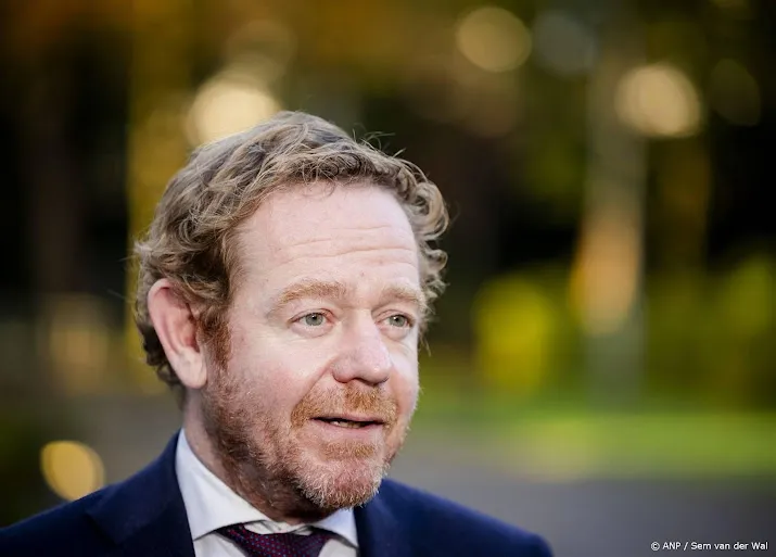 Van Weel: daders geweld Amsterdam worden opgespoord en gestraft