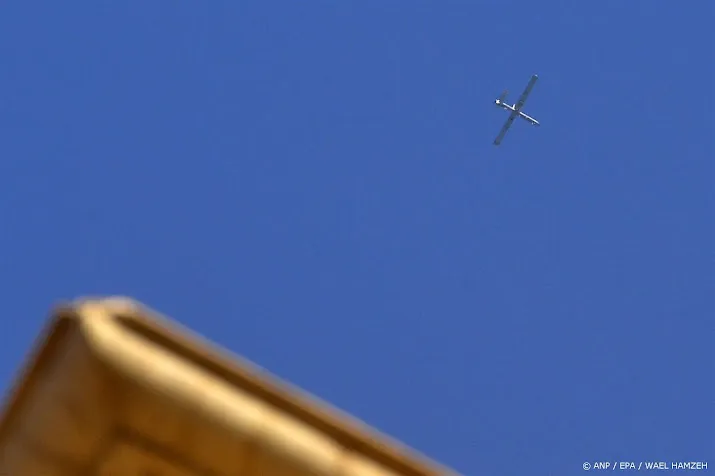 Amerikanen in de ban van onbekende drones en eisen maatregelen Amerikanen in de ban van onbekende drones en eisen maatregelen