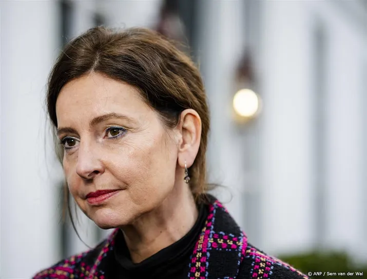 Uitermark vindt beelden azc-protesten Uden afgrijselijk