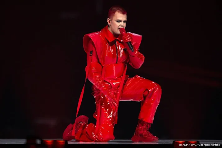 Even Tot Hier gunt Vlaamse zanger Red Sebastian toch finale