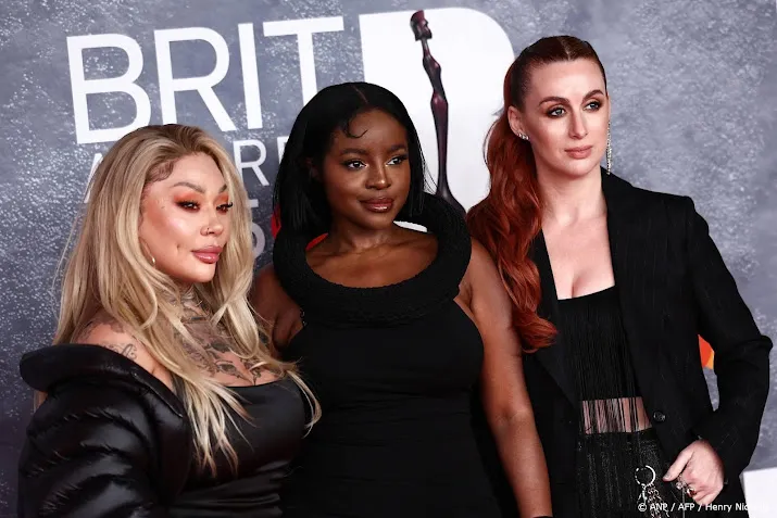 Sugababe Keisha Buchanan beschuldigt ex van mishandeling